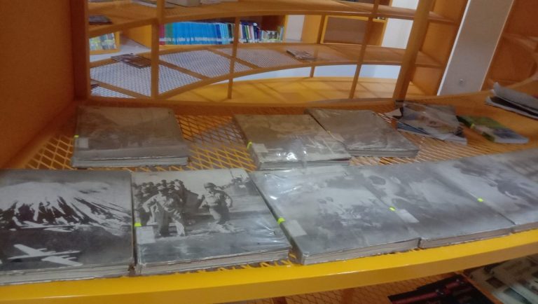 DPK Samarinda Miliki 11 Arsip Buku Antik Sejarah Perang Dunia II | Kaltim Faktual