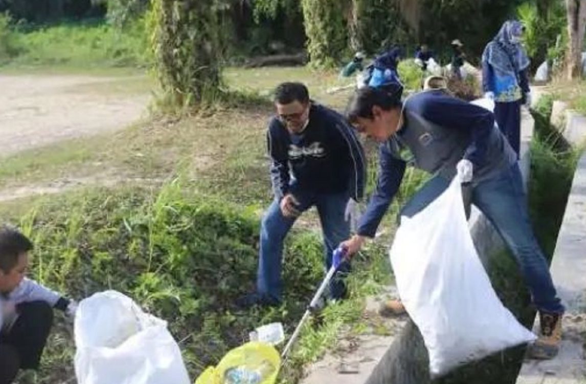 DLH Kaltim Gelar Aksi Bersih Lingkungan dalam Rangka Hari Peduli Sampah Nasional 2024 | Kaltim ...